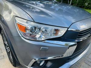 Pelēks Mitsubishi ASX 2018 Kauņa, ar dzinēja tilpumu 1.56 L un nobraukumu 220 tūkst. km par 8750 €, foto 9 vietnē AUTOMOTO.COM.LV