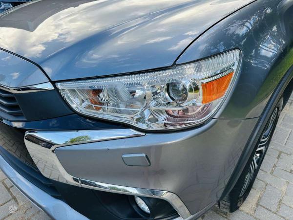 Grey Mitsubishi ASX 2018 in Kaunas, with an engine capacity of 1.56 L and mileage of 220 thousand km for 8750 €, photo 9 on AUTOMOTO.COM.LV