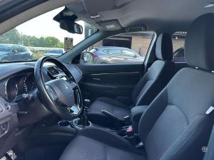 Pelēks Mitsubishi ASX 2018 Kauņa, ar dzinēja tilpumu 1.56 L un nobraukumu 220 tūkst. km par 8750 €, foto 15 vietnē AUTOMOTO.COM.LV