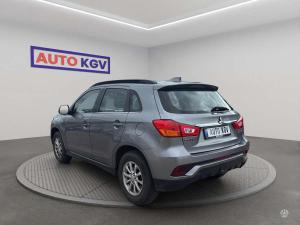 Grey Mitsubishi ASX 2018 in Klaipeda, with an engine capacity of 1.60 L and mileage of 110 thousand km for 11999 €, photo 4 on AUTOMOTO.COM.LV