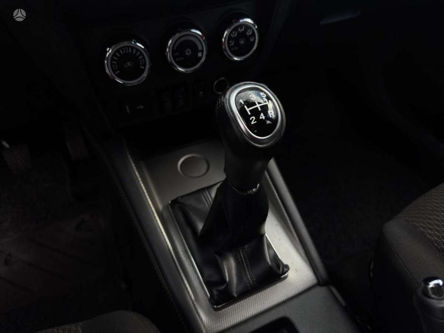 Grey Mitsubishi ASX 2018 in Klaipeda, with an engine capacity of 1.60 L and mileage of 110 thousand km for 11999 €, photo 16 on AUTOMOTO.COM.LV