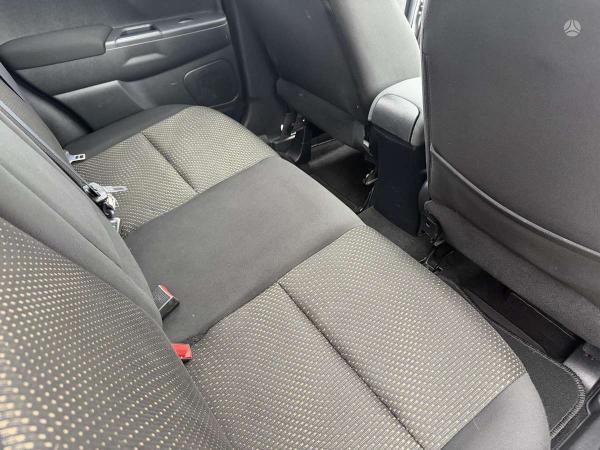 Pelēks Mitsubishi ASX 2015 Radviliškis, ar dzinēja tilpumu 1.58 L un nobraukumu 244 tūkst. km par 4650 €, foto 6 vietnē AUTOMOTO.COM.LV
