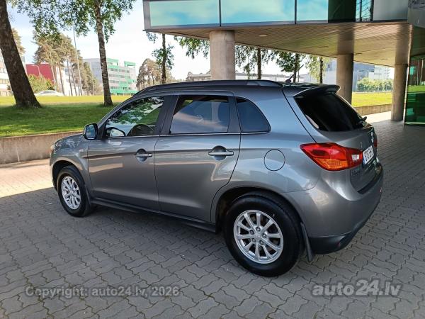 Grey Mitsubishi ASX 2012 in Tallinn, with an engine capacity of 1.60 L and mileage of 176 thousand km for 4490 €, photo 2 on AUTOMOTO.COM.LV