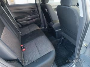 Grey Mitsubishi ASX 2012 in Tallinn, with an engine capacity of 1.60 L and mileage of 176 thousand km for 4490 €, photo 7 on AUTOMOTO.COM.LV