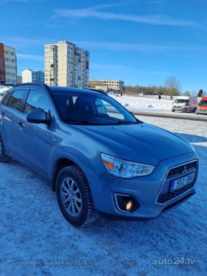 Grey Mitsubishi ASX 2015 in Tallinn, with an engine capacity of 1.60 L and mileage of 88 thousand km for 9900 €, photo 6 on AUTOMOTO.COM.LV