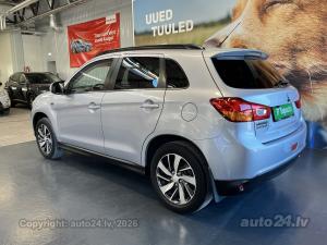 Pelēks Mitsubishi ASX 2015 Tallina, ar dzinēja tilpumu 1.60 L un nobraukumu 87 tūkst. km par 8900 €, foto 4 vietnē AUTOMOTO.COM.LV