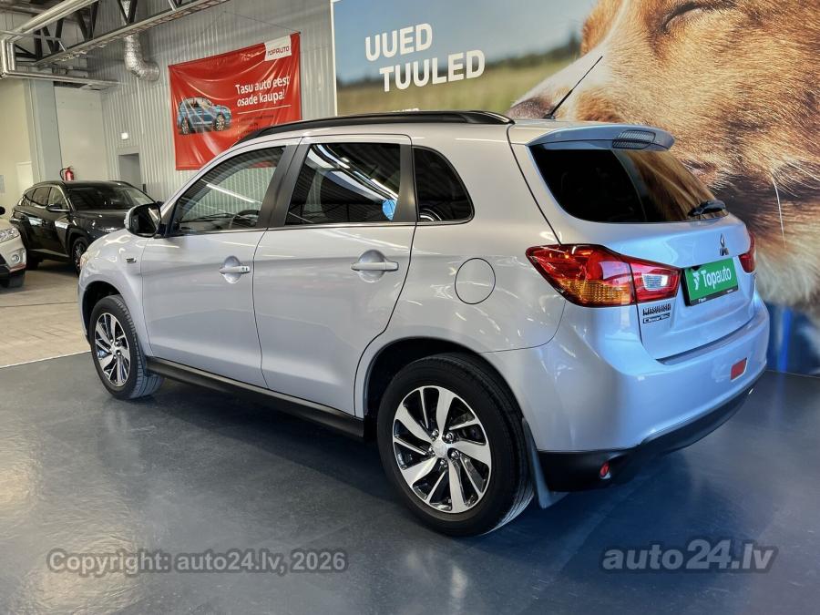 Pelēks Mitsubishi ASX 2015 Tallina, ar dzinēja tilpumu 1.60 L un nobraukumu 87 tūkst. km par 8900 €, foto 4 vietnē AUTOMOTO.COM.LV
