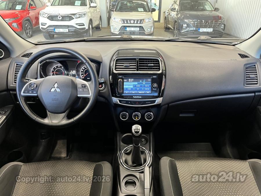 Pelēks Mitsubishi ASX 2015 Tallina, ar dzinēja tilpumu 1.60 L un nobraukumu 87 tūkst. km par 8900 €, foto 11 vietnē AUTOMOTO.COM.LV