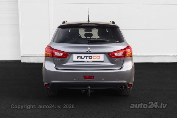 Grey Mitsubishi ASX 2015 in Tallinn, with an engine capacity of 2.30 L and mileage of 274 thousand km for 7999 €, photo 7 on AUTOMOTO.COM.LV