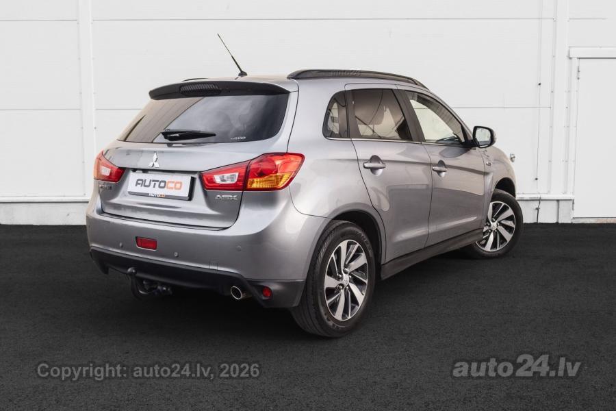 Pelēks Mitsubishi ASX 2015 Tallina, ar dzinēja tilpumu 2.30 L un nobraukumu 274 tūkst. km par 7999 €, foto 9 vietnē AUTOMOTO.COM.LV