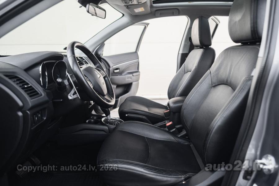 Pelēks Mitsubishi ASX 2015 Tallina, ar dzinēja tilpumu 2.30 L un nobraukumu 274 tūkst. km par 7999 €, foto 16 vietnē AUTOMOTO.COM.LV