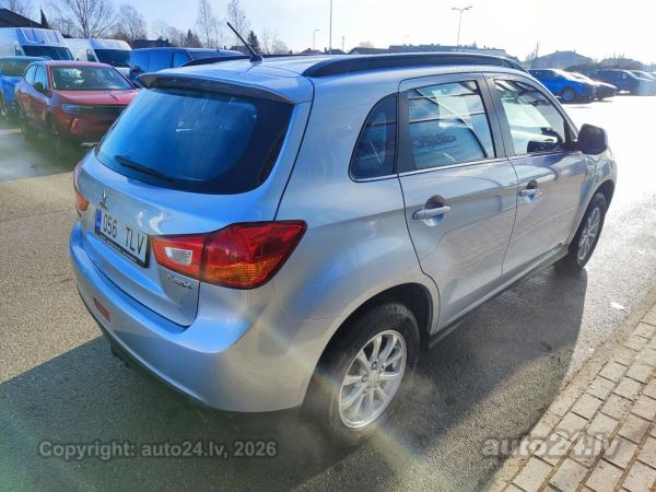 Pelēks Mitsubishi ASX 2016 Tartu, ar dzinēja tilpumu 1.60 L un nobraukumu 124 tūkst. km par 9990 €, foto 4 vietnē AUTOMOTO.COM.LV