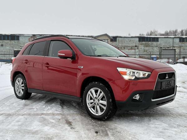 Red Mitsubishi ASX 2010 in Marijampole, with an engine capacity of 1.80 L and mileage of 236 thousand km for 3950 €, photo 1 on AUTOMOTO.COM.LV