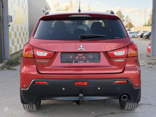 Мицубиси АСХ 2011 в Шяуляй на AUTOMOTO.COM.LV Красный Мицубиси АСХ 2011 в Шяуляй, объемом двигателя 1.80 л и пробегом 264 тыс. км за 4950 €, фото 10 на AUTOMOTO.COM.LV