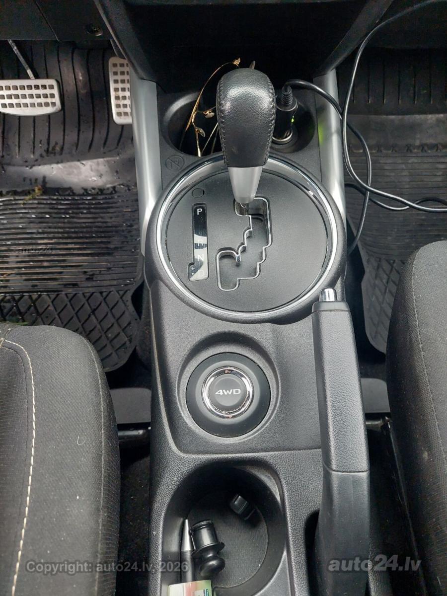 Sarkans Mitsubishi ASX 2013 Viljandi, ar dzinēja tilpumu 2.30 L un nobraukumu 83 tūkst. km par 12000 €, foto 10 vietnē AUTOMOTO.COM.LV