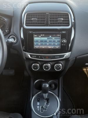 Red Mitsubishi ASX 2015 in Riga, with an engine capacity of 2.20 L and mileage of 206 thousand km for 9990 €, photo 13 on AUTOMOTO.COM.LV