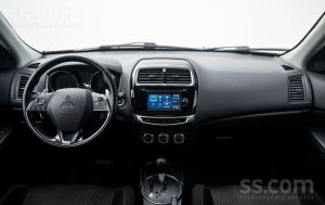 Red Mitsubishi ASX 2015 in Tallinn, with an engine capacity of 2.30 L and mileage of 155 thousand km for 9998 €, photo 3 on AUTOMOTO.COM.LV