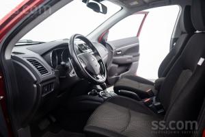 Red Mitsubishi ASX 2015 in Tallinn, with an engine capacity of 2.30 L and mileage of 155 thousand km for 9998 €, photo 10 on AUTOMOTO.COM.LV