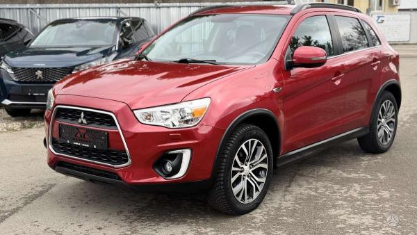 Red Mitsubishi ASX 2015 in Telschi, with an engine capacity of 2.27 L and mileage of 185 thousand km for 8900 €, photo 4 on AUTOMOTO.COM.LV