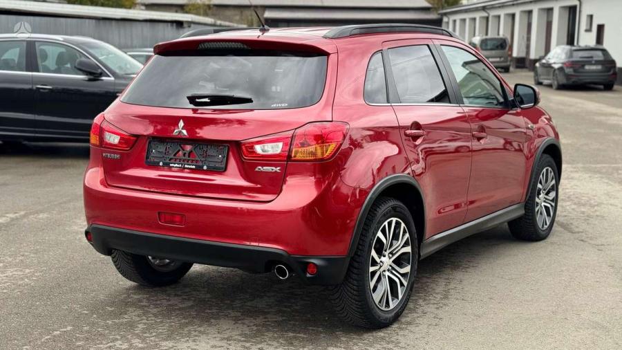 Red Mitsubishi ASX 2015 in Telschi, with an engine capacity of 2.27 L and mileage of 185 thousand km for 8900 €, photo 10 on AUTOMOTO.COM.LV