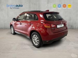 Red Mitsubishi ASX 2017 in Vilnius, with an engine capacity of 1.60 L and mileage of 58 thousand km for 11000 €, photo 4 on AUTOMOTO.COM.LV