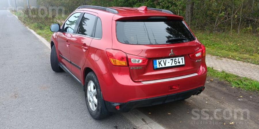 Red Mitsubishi ASX 2017 in Riga, with an engine capacity of 1.60 L and mileage of 63 thousand km for 11500 €, photo 5 on AUTOMOTO.COM.LV
