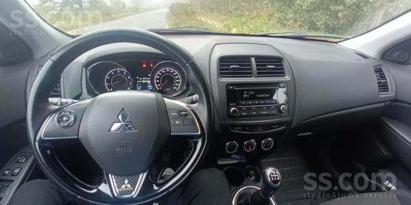 Red Mitsubishi ASX 2017 in Riga, with an engine capacity of 1.60 L and mileage of 63 thousand km for 11500 €, photo 6 on AUTOMOTO.COM.LV