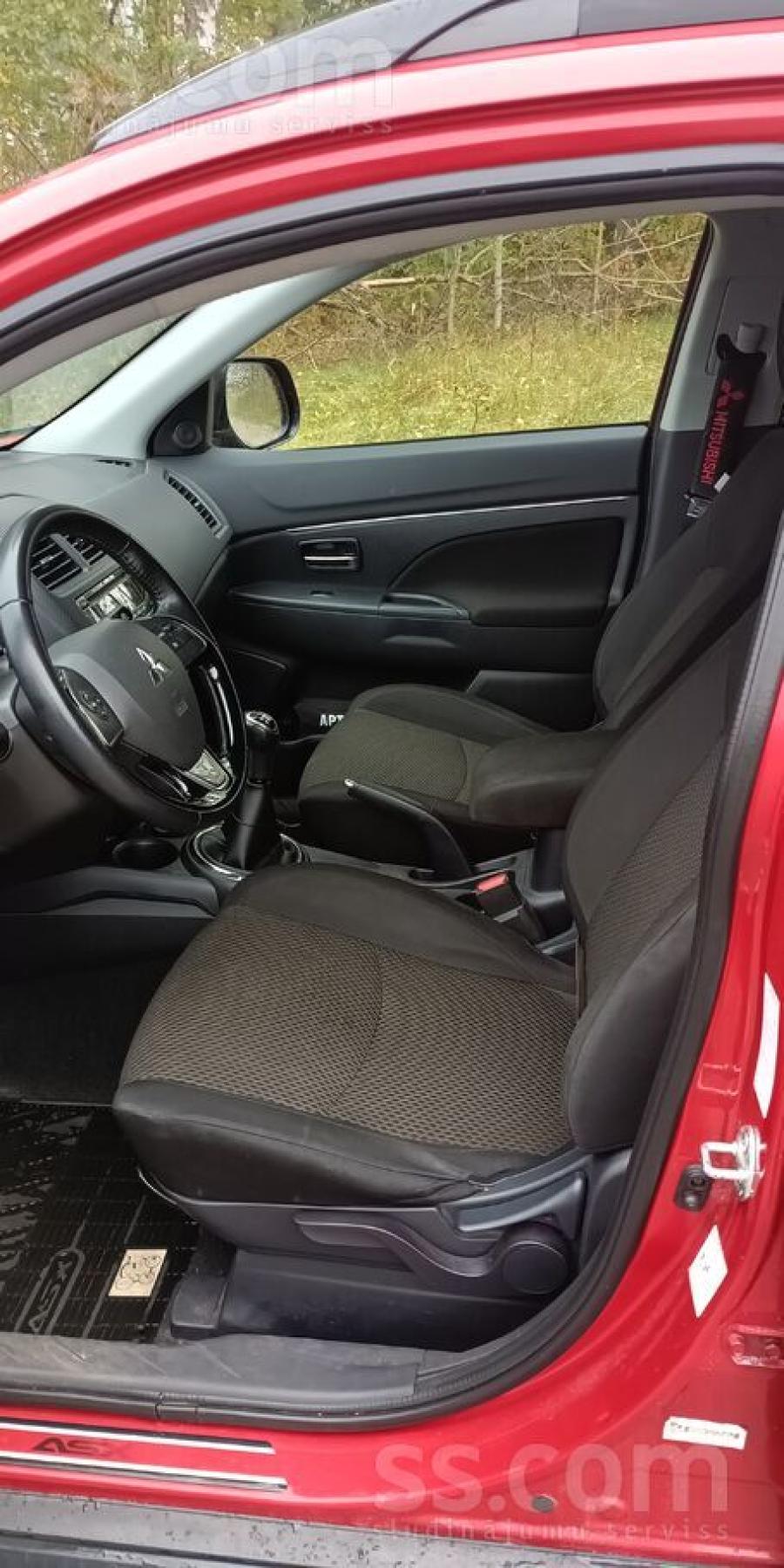 Red Mitsubishi ASX 2017 in Riga, with an engine capacity of 1.60 L and mileage of 63 thousand km for 11500 €, photo 8 on AUTOMOTO.COM.LV
