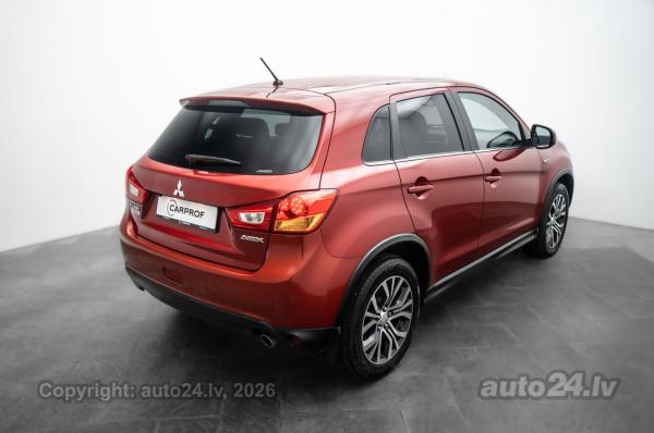 Sarkans Mitsubishi ASX 2015 Tallina, ar dzinēja tilpumu 2.30 L un nobraukumu 155 tūkst. km par 9999 €, foto 5 vietnē AUTOMOTO.COM.LV