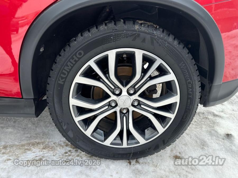 Red Mitsubishi ASX 2018 in Tallinn, with an engine capacity of 1.60 L and mileage of 41 thousand km for 14990 €, photo 13 on AUTOMOTO.COM.LV