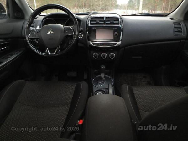Mitsubishi ASX 2015 in Tallinn, with an engine capacity of 2.30 L and mileage of 152 thousand km for 12500 €, photo 11 on AUTOMOTO.COM.LV