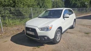 White Mitsubishi ASX 2011 in Panevezys, with an engine capacity of 1.80 L and mileage of 275 thousand km for 4250 €, photo  on AUTOMOTO.COM.LV
