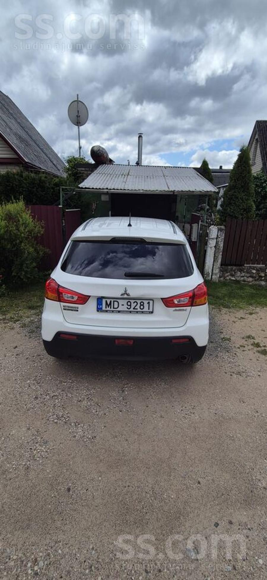 Balts Mitsubishi ASX 2012 Daugavpils, ar dzinēja tilpumu 1.80 L un nobraukumu 184 tūkst. km par 6500 €, foto 5 vietnē AUTOMOTO.COM.LV