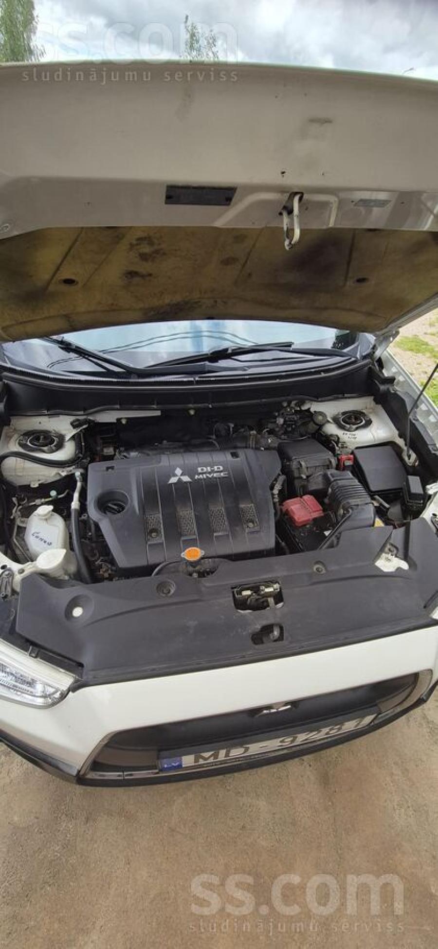 Balts Mitsubishi ASX 2012 Daugavpils, ar dzinēja tilpumu 1.80 L un nobraukumu 184 tūkst. km par 6500 €, foto 7 vietnē AUTOMOTO.COM.LV