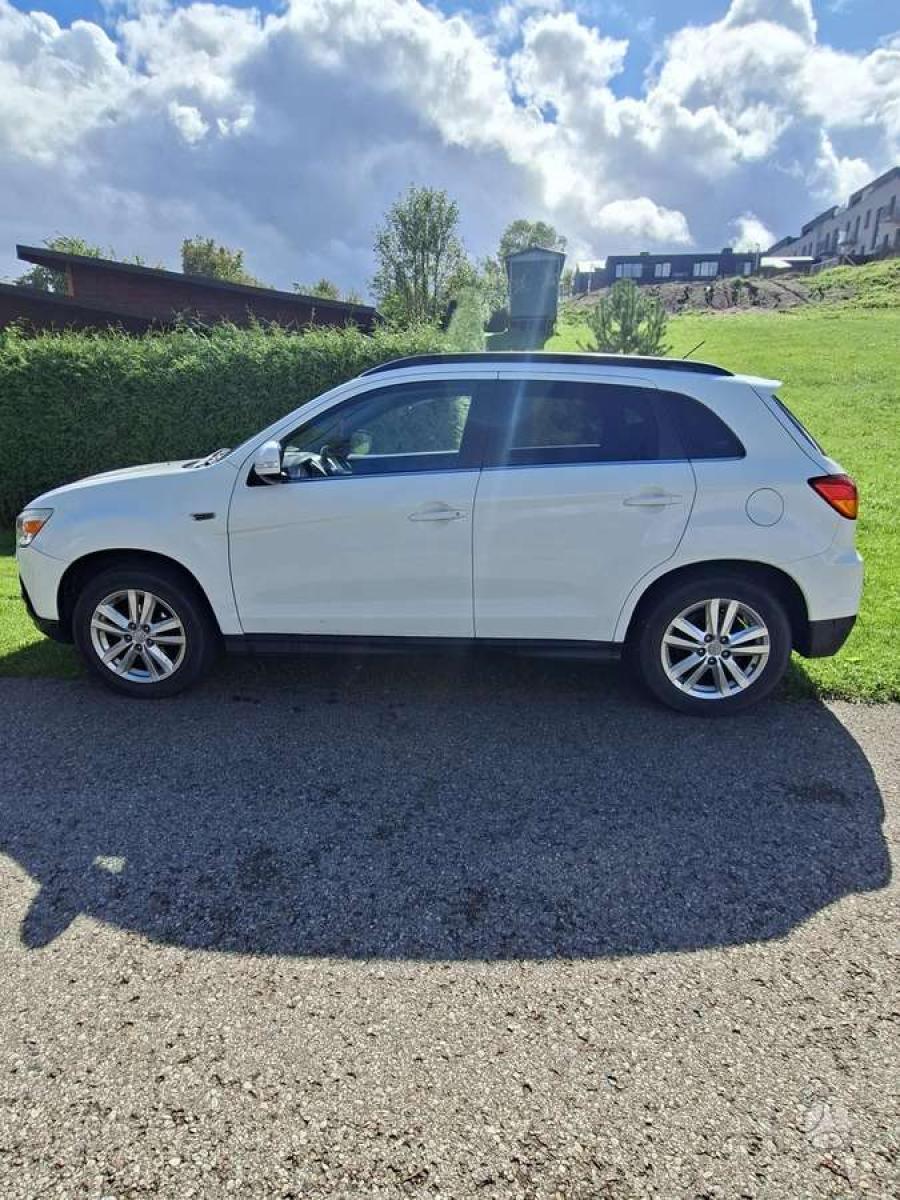 Balts Mitsubishi ASX 2012 Molėtai, ar dzinēja tilpumu 1.59 L un nobraukumu 210 tūkst. km par 4200 €, foto 1 vietnē AUTOMOTO.COM.LV