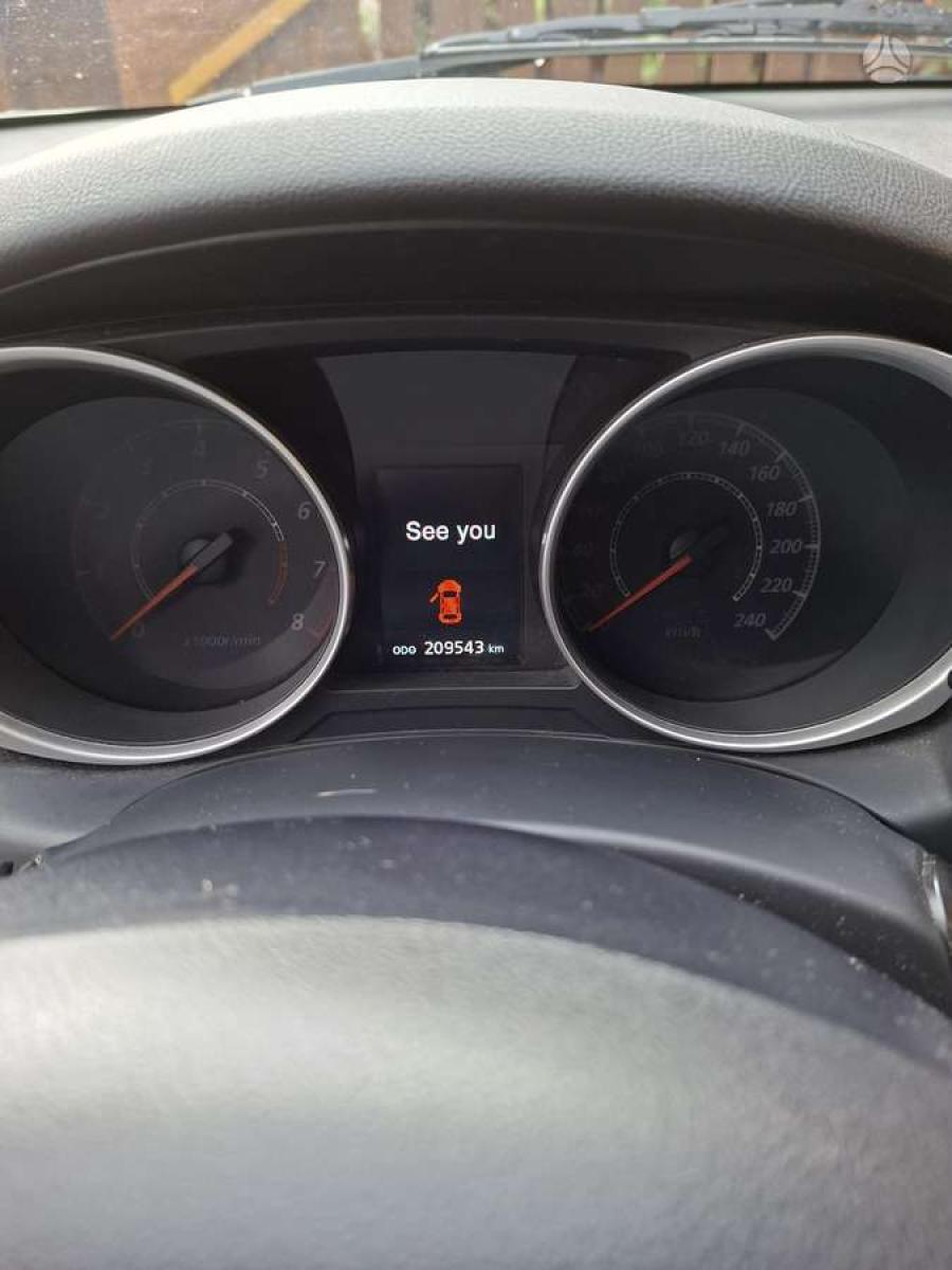 Balts Mitsubishi ASX 2012 Molėtai, ar dzinēja tilpumu 1.59 L un nobraukumu 210 tūkst. km par 4200 €, foto 7 vietnē AUTOMOTO.COM.LV