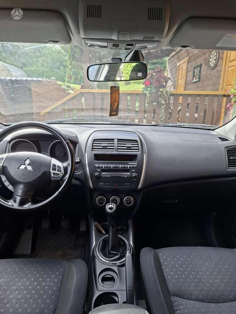 Balts Mitsubishi ASX 2012 Molėtai, ar dzinēja tilpumu 1.59 L un nobraukumu 210 tūkst. km par 4200 €, foto 8 vietnē AUTOMOTO.COM.LV