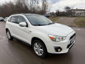 White Mitsubishi ASX 2013 in Vilnius, with an engine capacity of 2.27 L and mileage of 153 thousand km for 5900 €, photo 3 on AUTOMOTO.COM.LV
