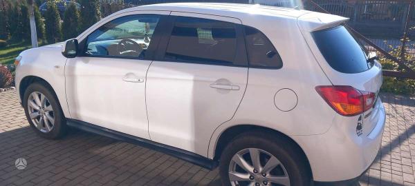 White Mitsubishi ASX 2013 in Alytus, with an engine capacity of 2.00 L and mileage of 124 thousand km for 5800 €, photo 3 on AUTOMOTO.COM.LV