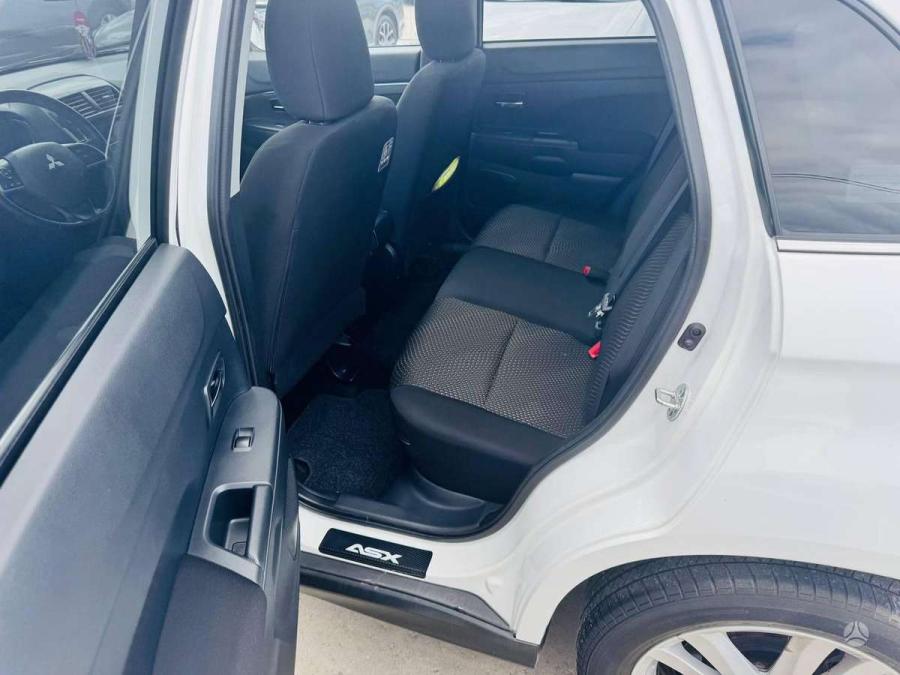 Balts Mitsubishi ASX 2014 Kauņa, ar dzinēja tilpumu 1.60 L un nobraukumu 257 tūkst. km par 6800 €, foto 9 vietnē AUTOMOTO.COM.LV