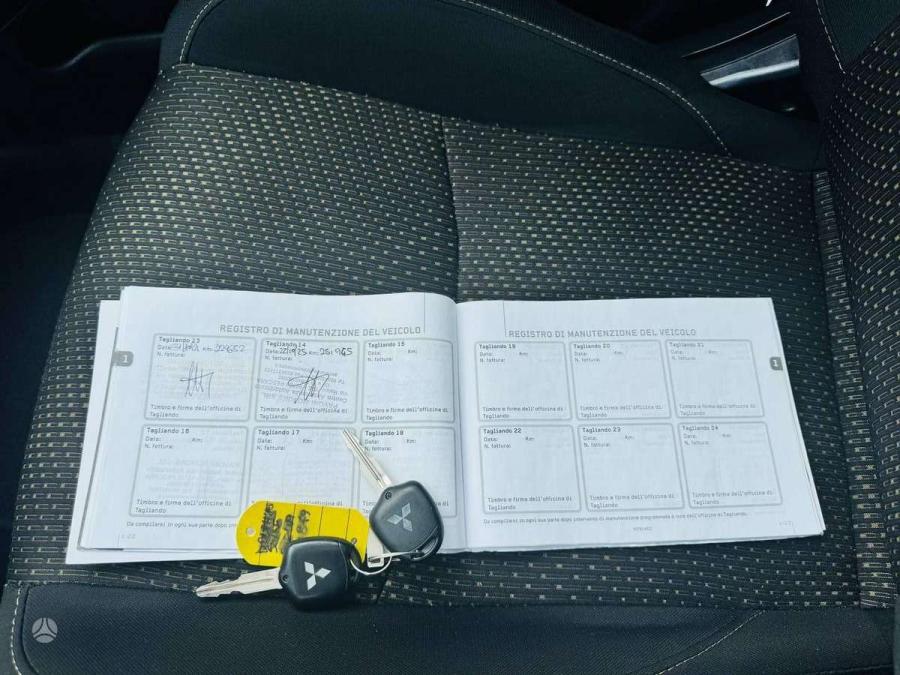 Balts Mitsubishi ASX 2014 Kauņa, ar dzinēja tilpumu 1.60 L un nobraukumu 257 tūkst. km par 6800 €, foto 15 vietnē AUTOMOTO.COM.LV