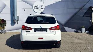 White Mitsubishi ASX 2014 in Kaunas, with an engine capacity of 1.60 L and mileage of 239 thousand km for 6950 €, photo 9 on AUTOMOTO.COM.LV