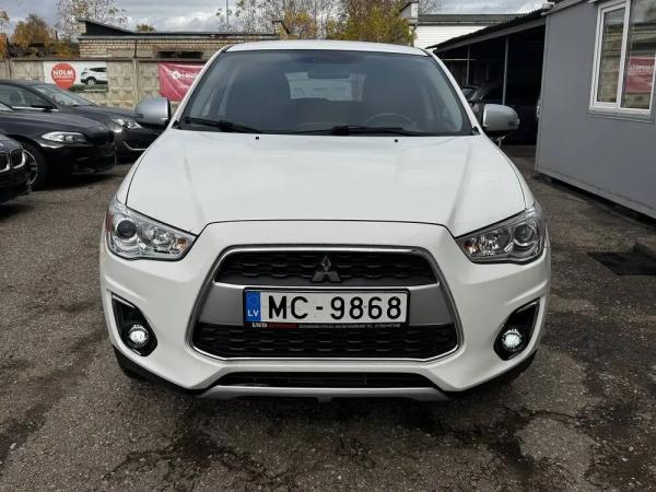 White Mitsubishi ASX 2015 in Daugavpils, with an engine capacity of 1.80 L and mileage of 161 thousand km for 7990 €, photo 2 on AUTOMOTO.COM.LV