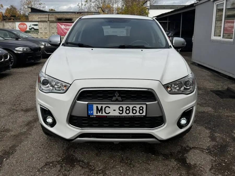 Balts Mitsubishi ASX 2015 Daugavpils, ar dzinēja tilpumu 1.80 L un nobraukumu 161 tūkst. km par 7990 €, foto 3 vietnē AUTOMOTO.COM.LV