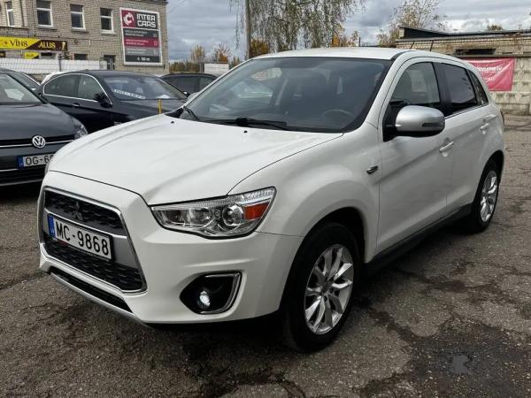 White Mitsubishi ASX 2015 in Daugavpils, with an engine capacity of 1.80 L and mileage of 161 thousand km for 7990 €, photo 3 on AUTOMOTO.COM.LV