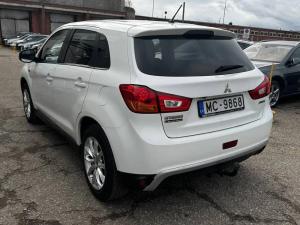 Balts Mitsubishi ASX 2015 Daugavpils, ar dzinēja tilpumu 1.80 L un nobraukumu 161 tūkst. km par 7990 €, foto 5 vietnē AUTOMOTO.COM.LV