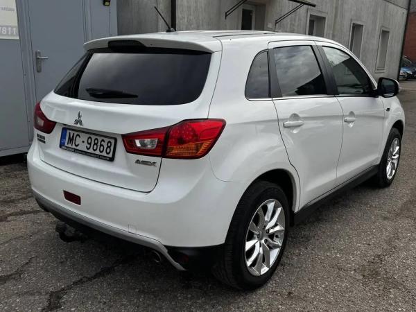 White Mitsubishi ASX 2015 in Daugavpils, with an engine capacity of 1.80 L and mileage of 161 thousand km for 7990 €, photo 6 on AUTOMOTO.COM.LV