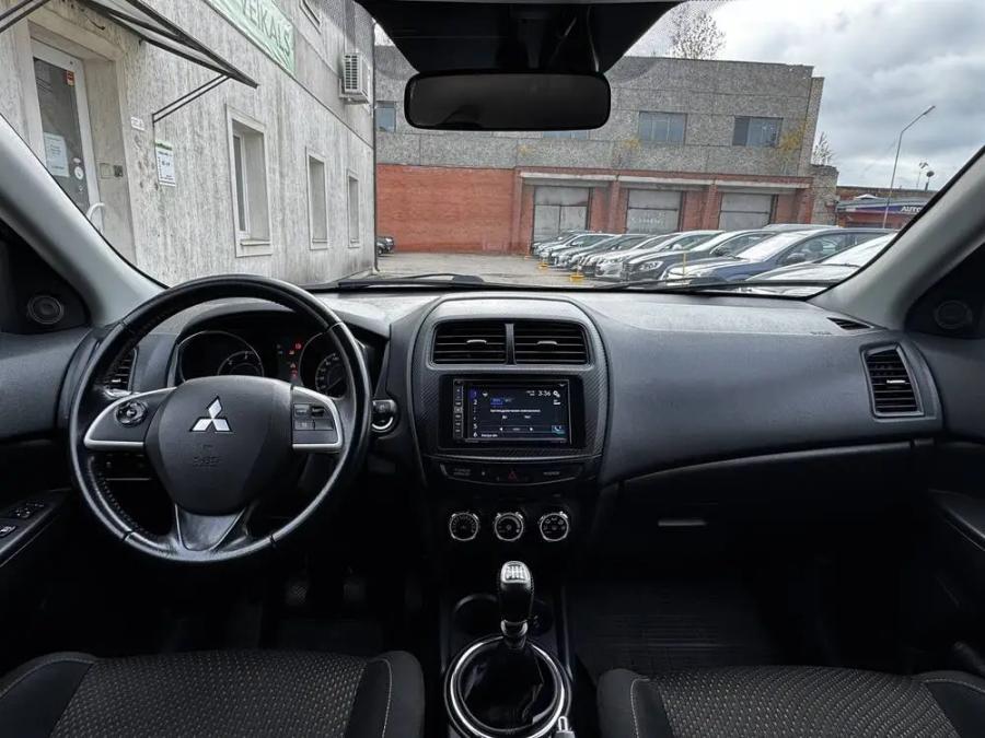 Balts Mitsubishi ASX 2015 Daugavpils, ar dzinēja tilpumu 1.80 L un nobraukumu 161 tūkst. km par 7990 €, foto 15 vietnē AUTOMOTO.COM.LV