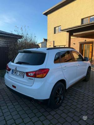 Balts Mitsubishi ASX 2015 Kėdainiai, ar dzinēja tilpumu 1.59 L un nobraukumu 73 tūkst. km par 8500 €, foto 4 vietnē AUTOMOTO.COM.LV