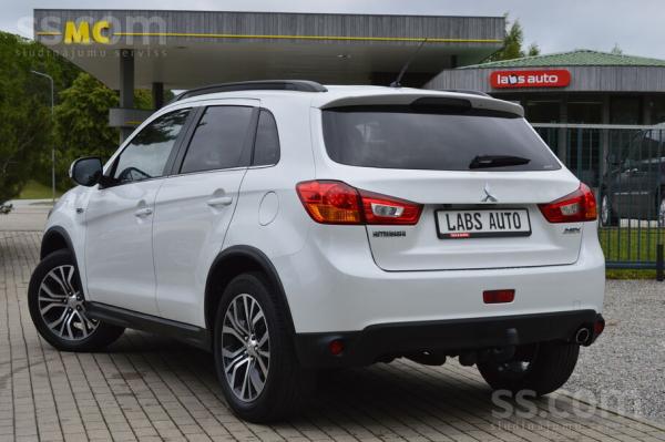White Mitsubishi ASX 2016 in Tukums, with an engine capacity of 2.20 L and mileage of 218 thousand km for 8695 €, photo 4 on AUTOMOTO.COM.LV